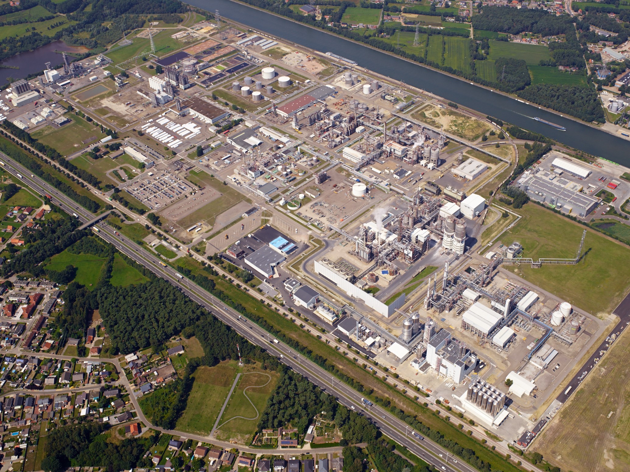 INEOS Aromatics to propose mothballing one of its PTA plants in Geel ...